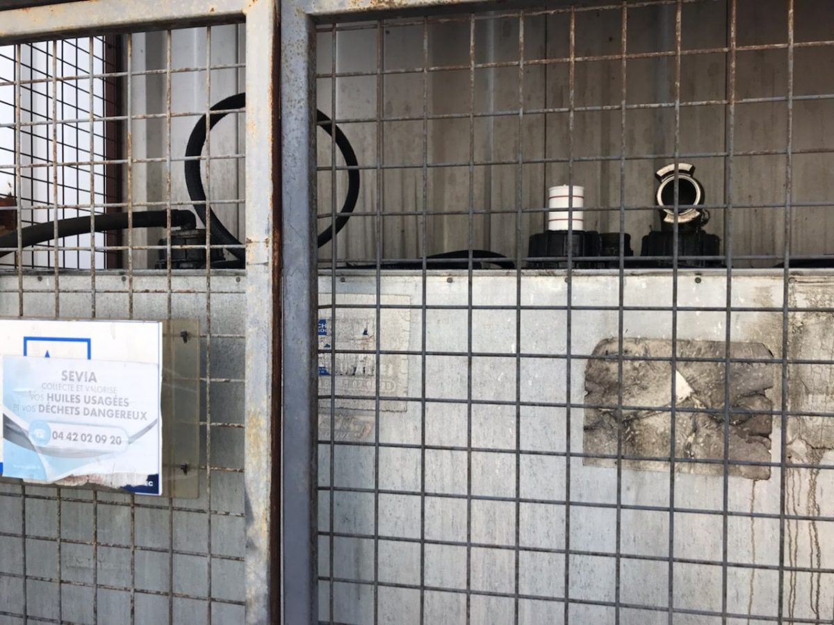 Gallery Level sensors connected to IBC cylindrical fuel tank it - Fuel it